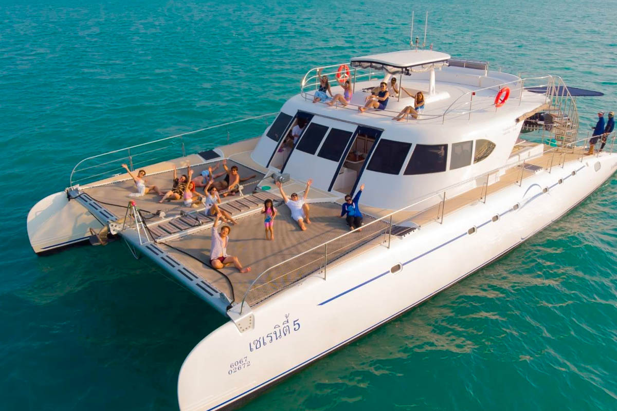 70ft Party Catamaran in Pattaya | Rent directly from Owner